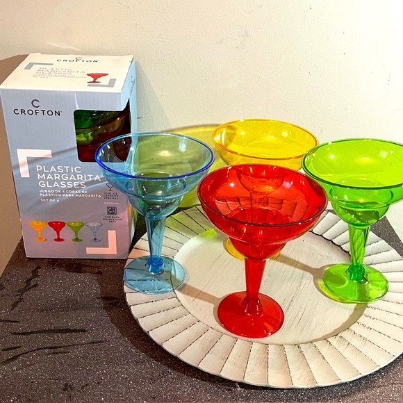 Crofton | Dining | Crofton Plastic Margarita Glasses Set4 Fun Colors ...